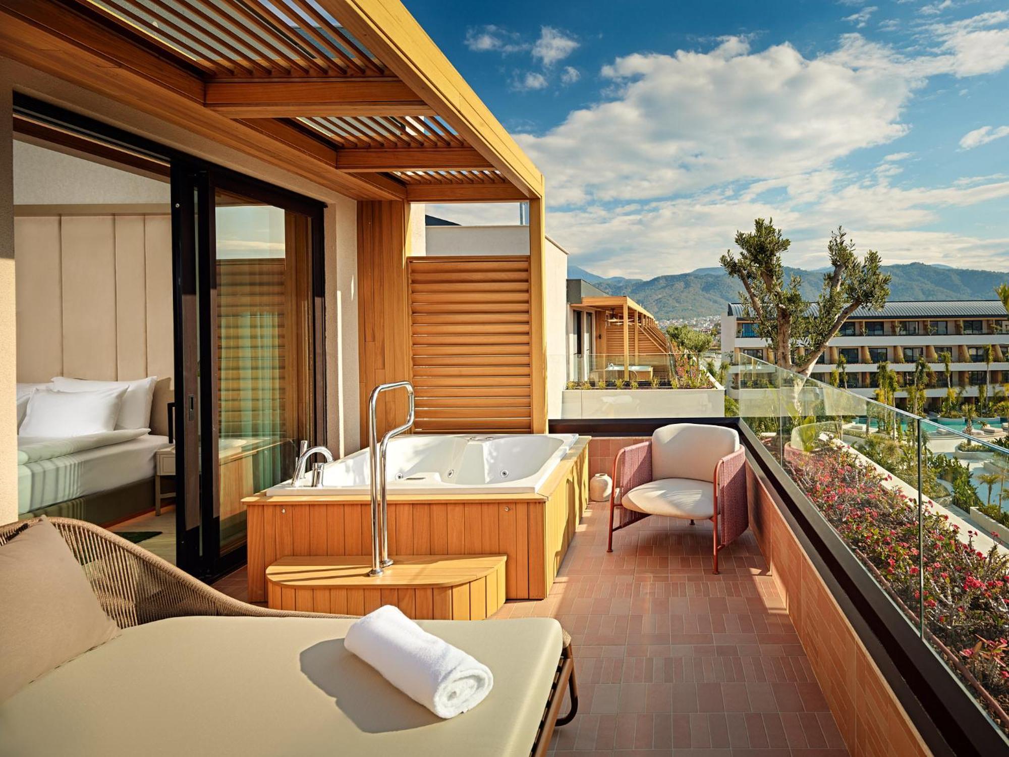 XO CAPE ARNNA FETHIYE HOTEL | 5-STAR ACCOMMODATION WITH SEA VIEW